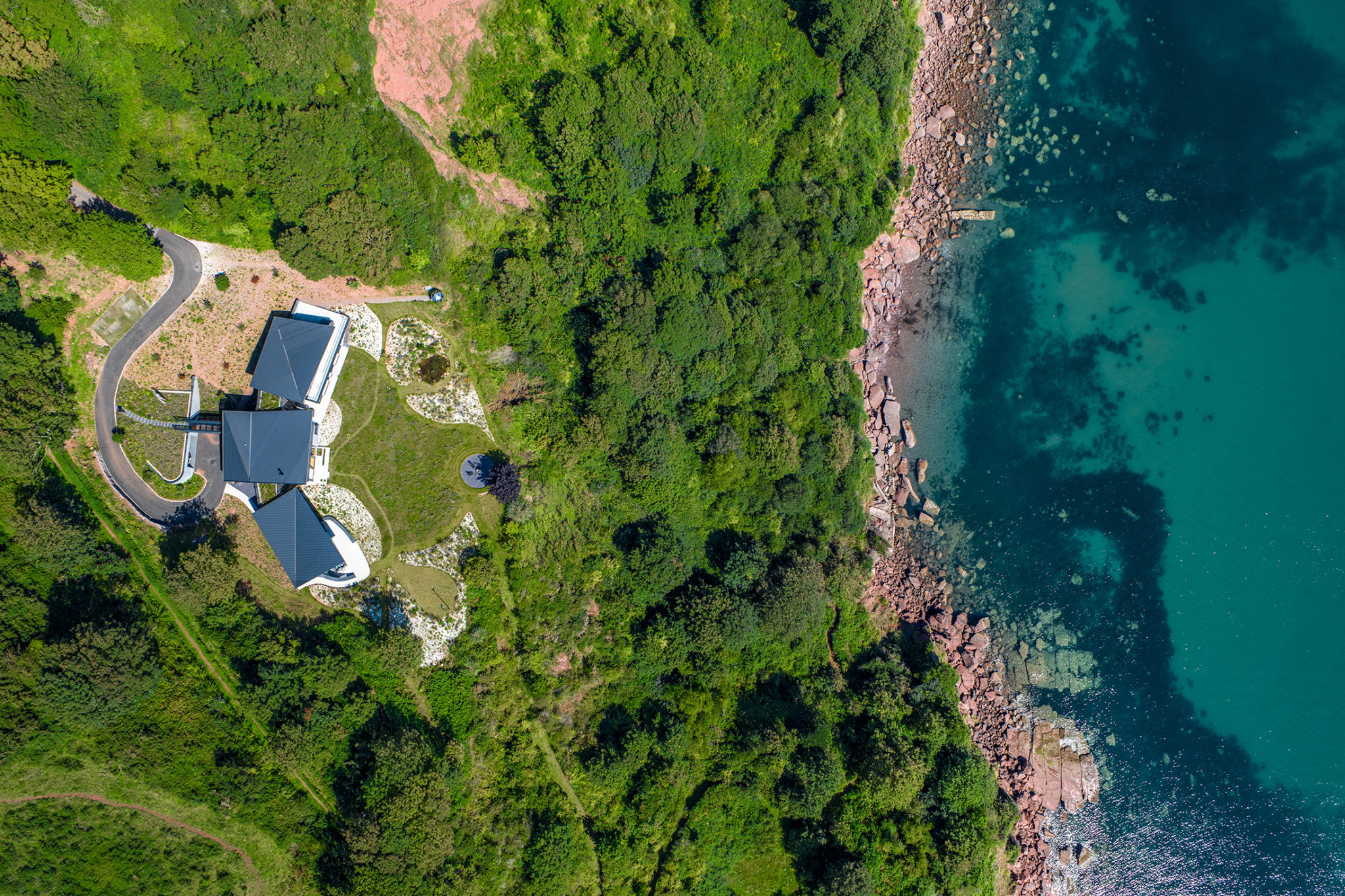 Labrador Bay - Modern Clifftop House | VESP Architects